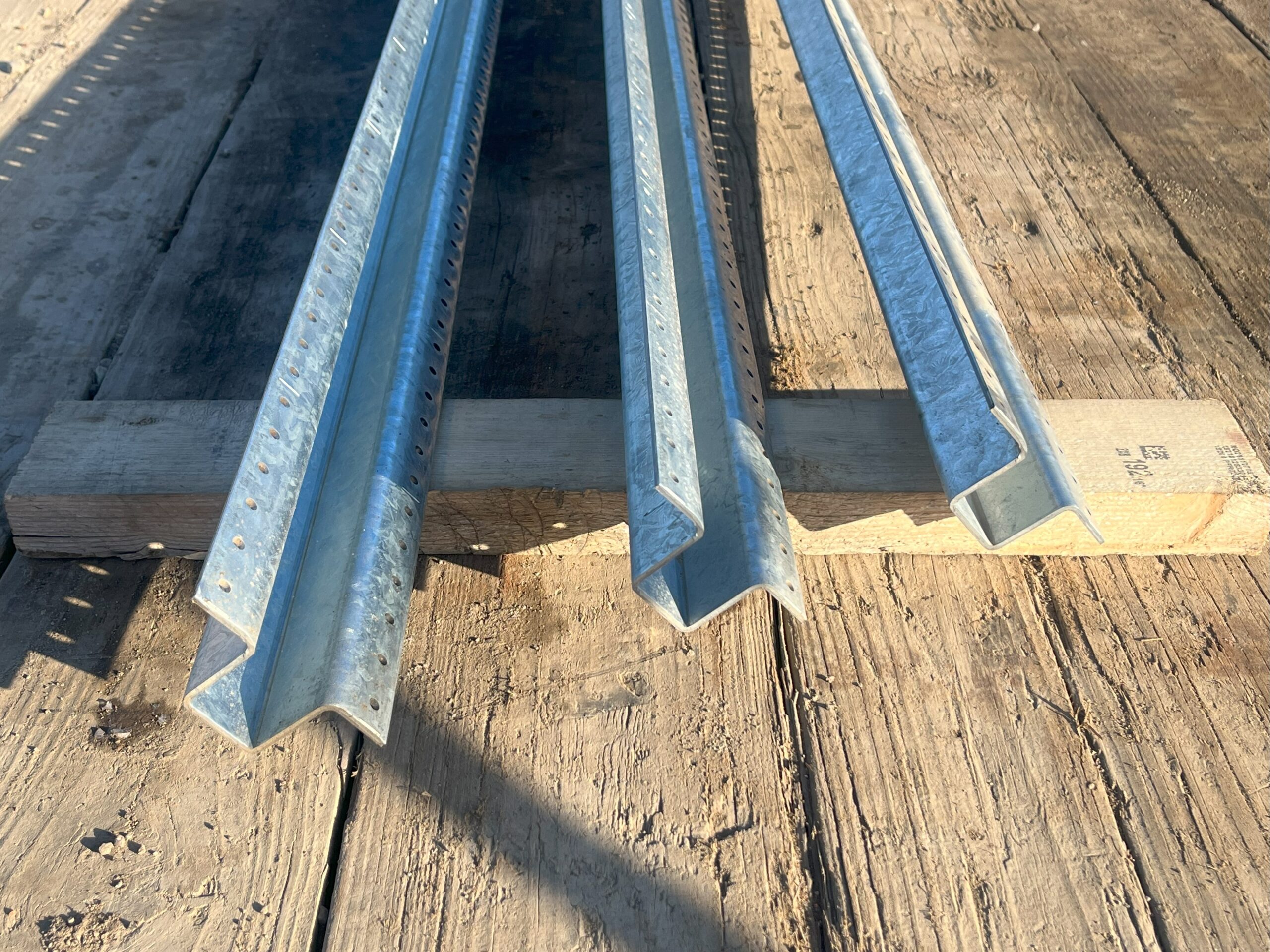 Grizzly Posts - Buy High Quality Fence Supplies & Parts